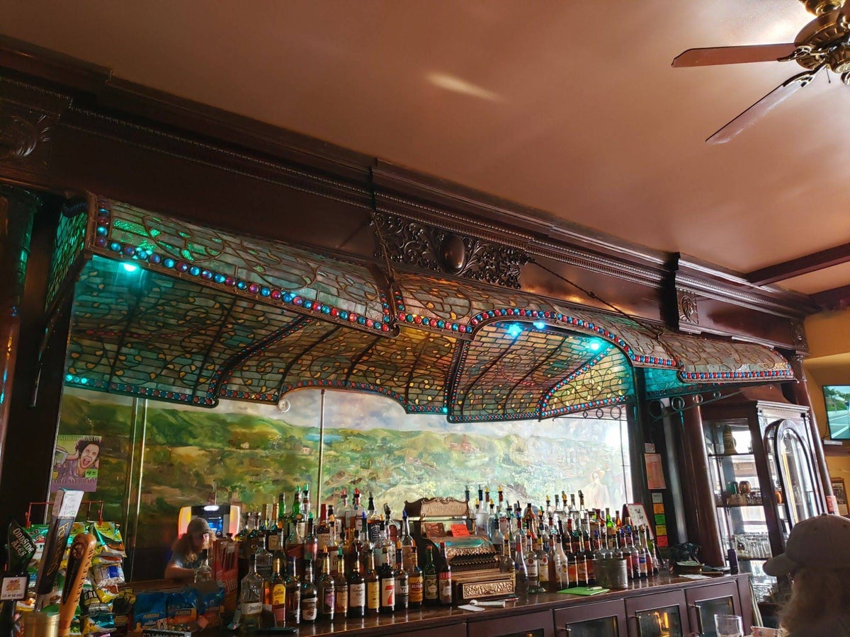 Shute's 1890 Bar, Calumet, Michigan | MLTSHP