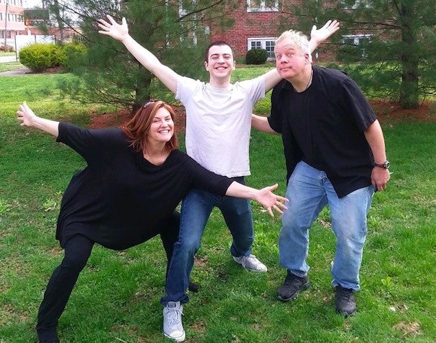 "First photo of my mom and dad together since they divorced when I was 9 months old" | MLTSHP