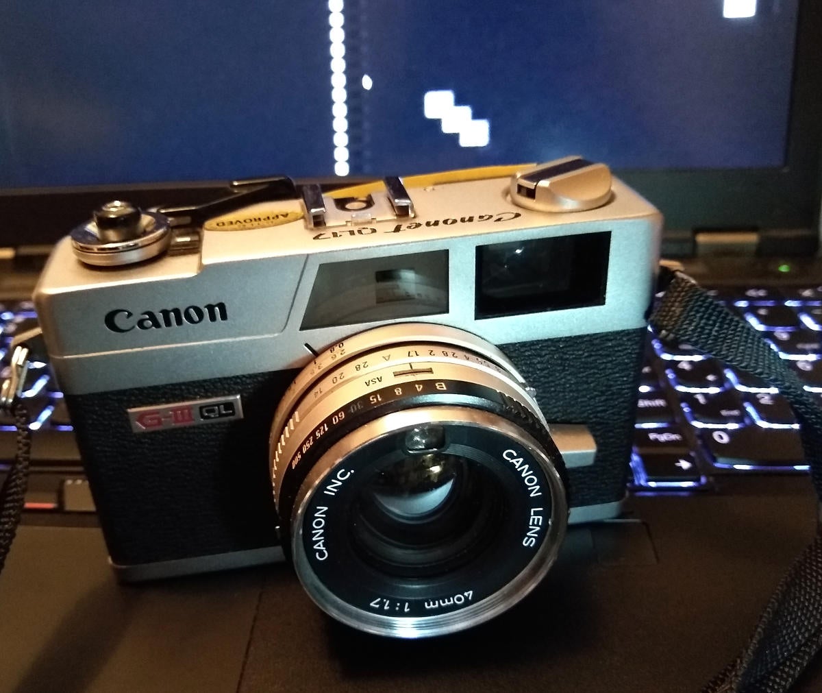 Canon Canonet G-III QL17 | MLTSHP