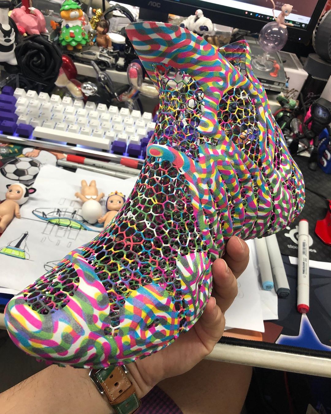 Just a Peak™ | MLTSHP