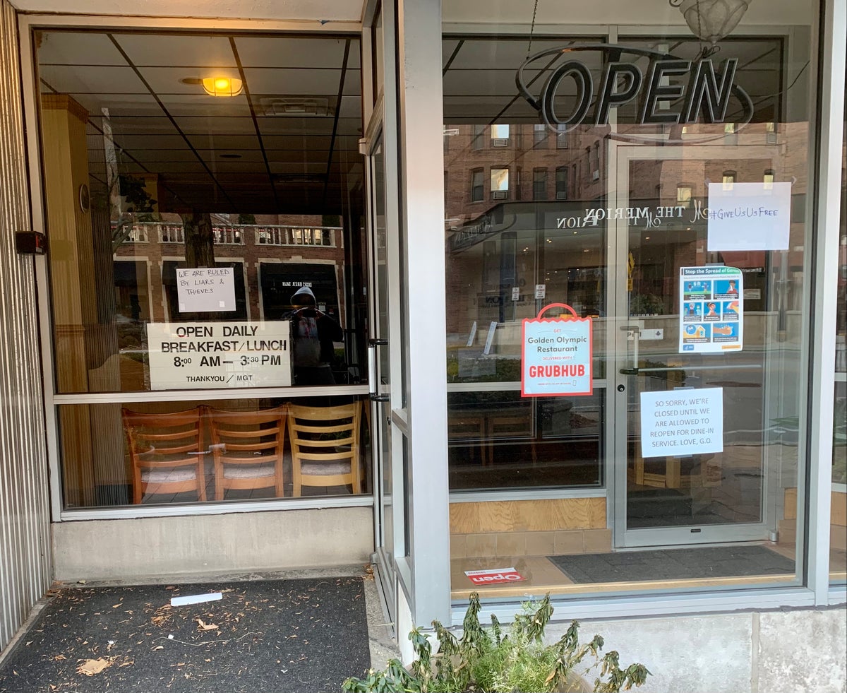 angry restaurant is angry | MLTSHP