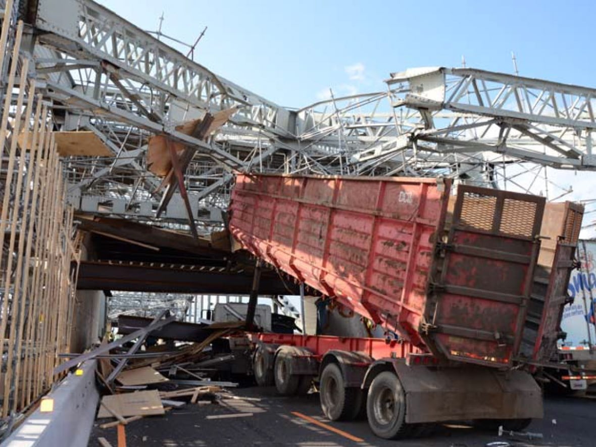 when that bridge clearance thing doesn't go so well | MLTSHP