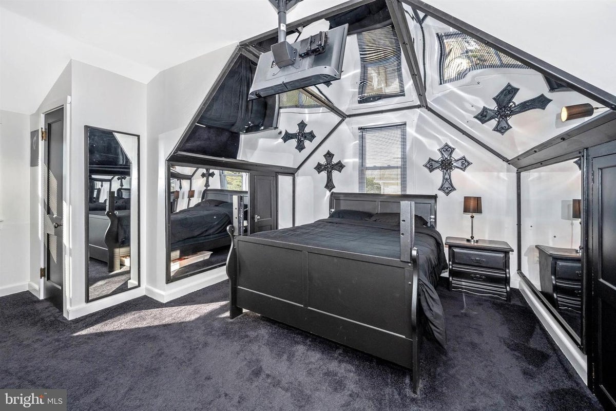 Commitment to the bit | MLTSHP