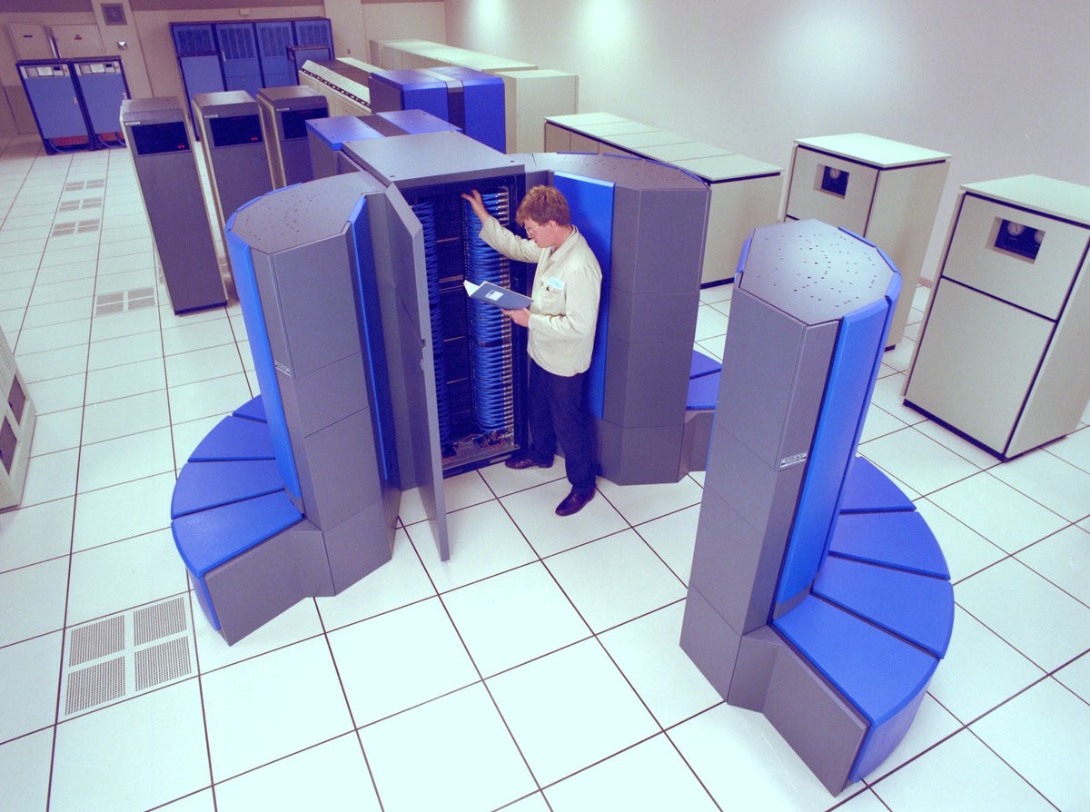 Cray supercomputer at NASA's Ames Research Center, 1988. | MLTSHP