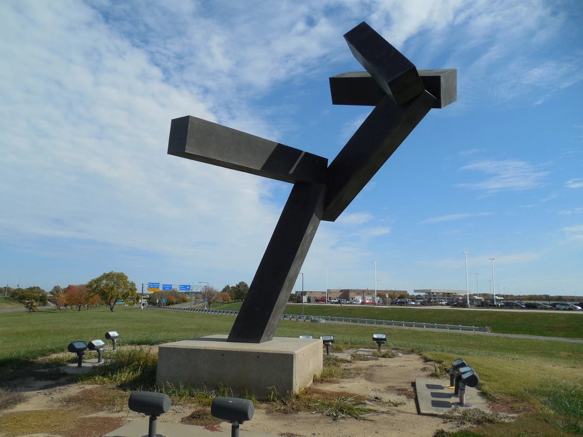 Three Figures/Fifteen Elements - Joel Shapiro | MLTSHP