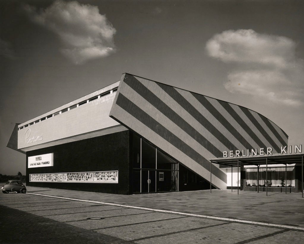 "Panorama" theater | MLTSHP