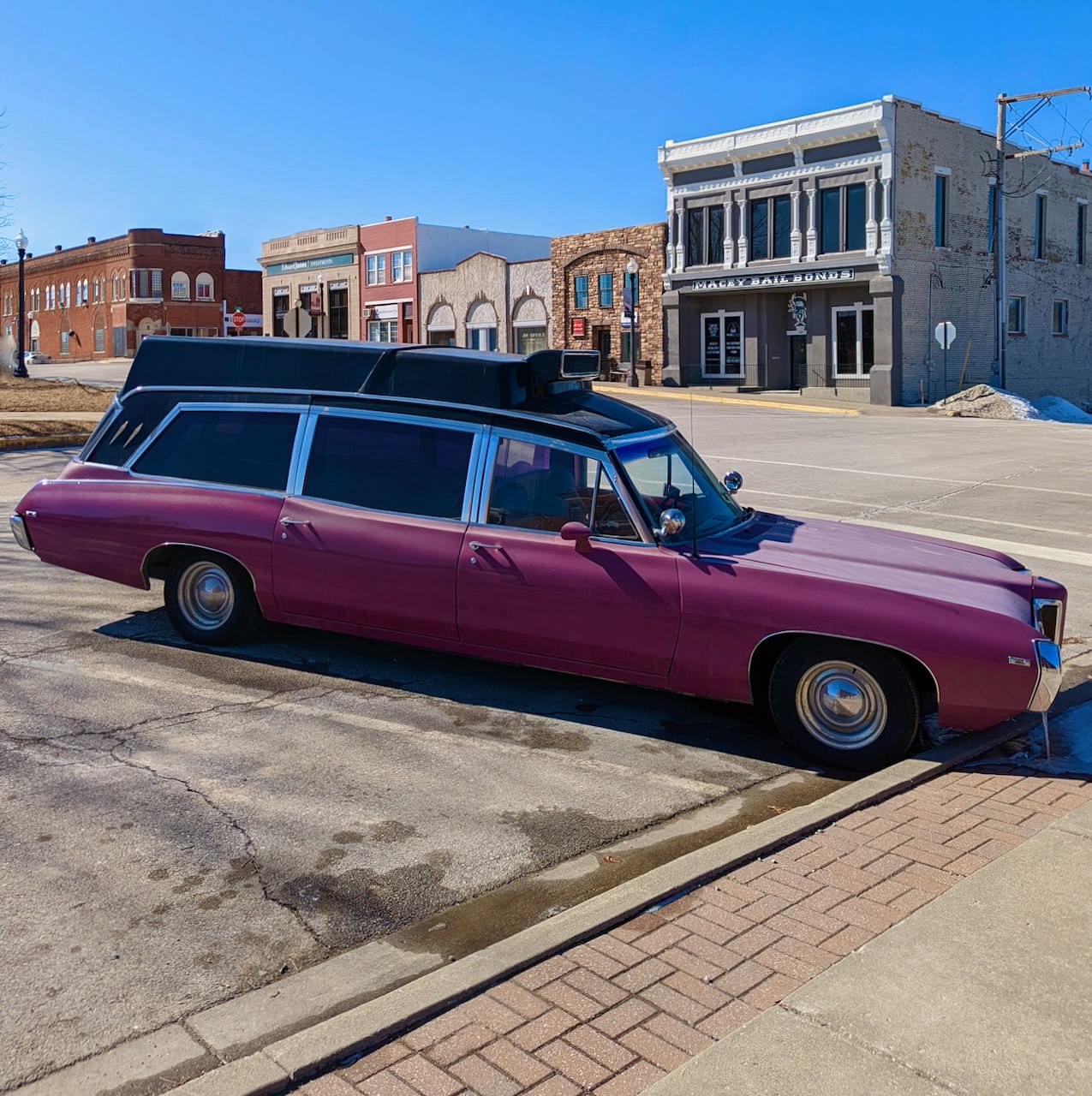 Purple Pontiac hearse (Richmond, MO) | MLTSHP