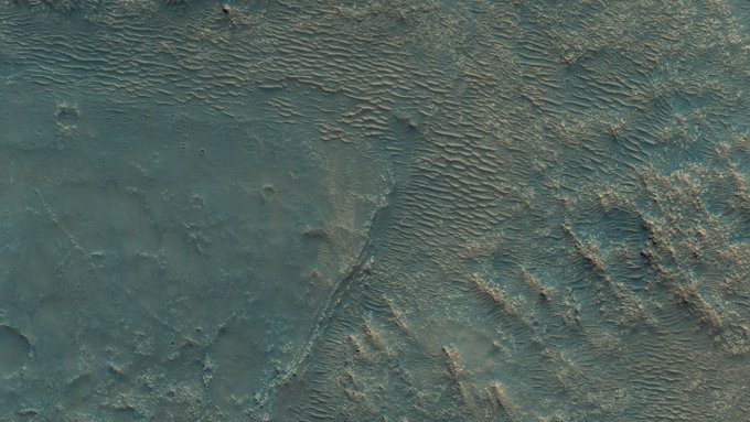 Mars rover as seen from orbit | MLTSHP