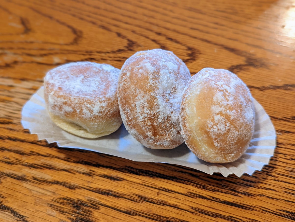 I Ordered Raspberry Beignets | MLTSHP