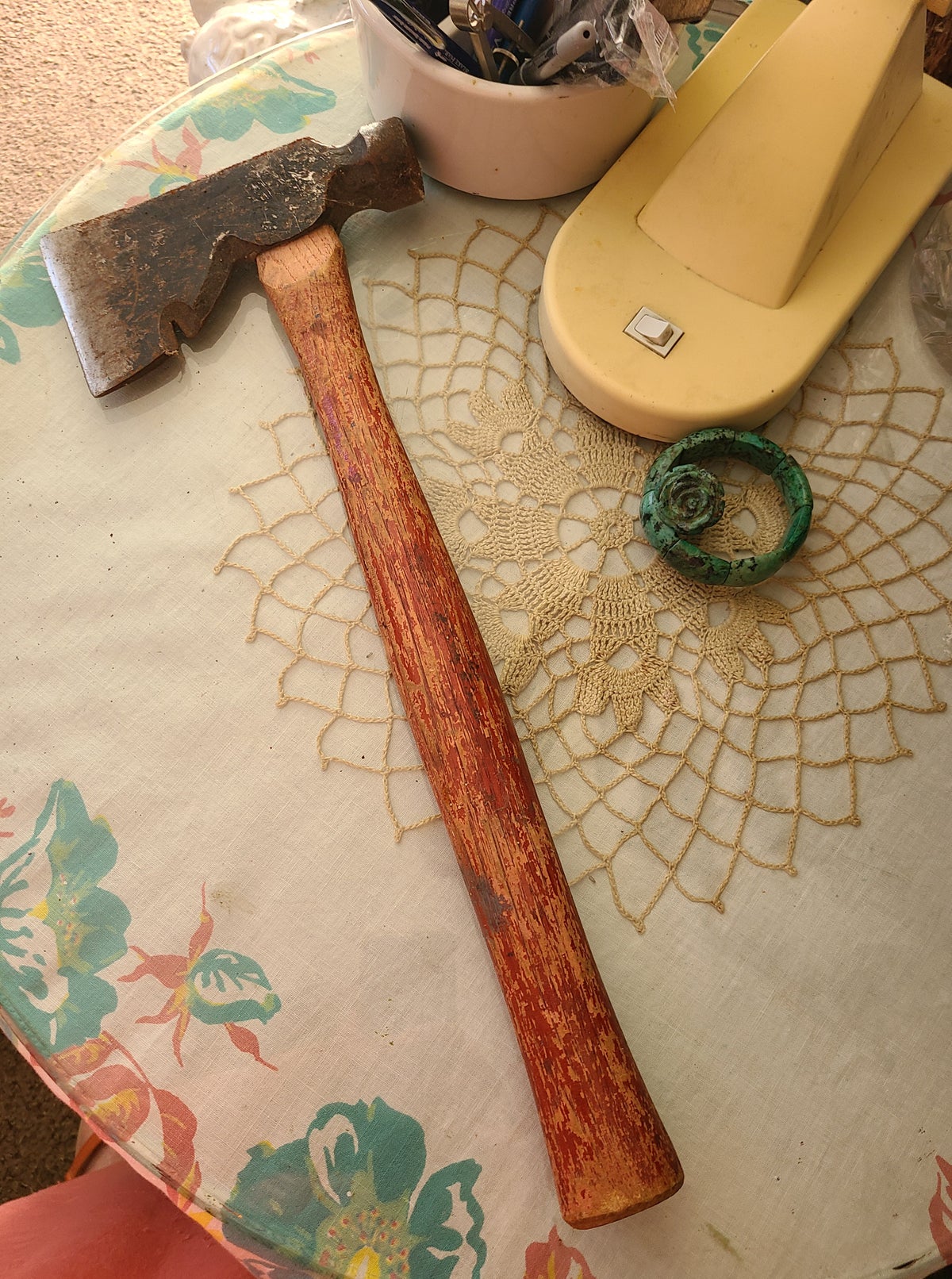 Bury The Hatchet | MLTSHP