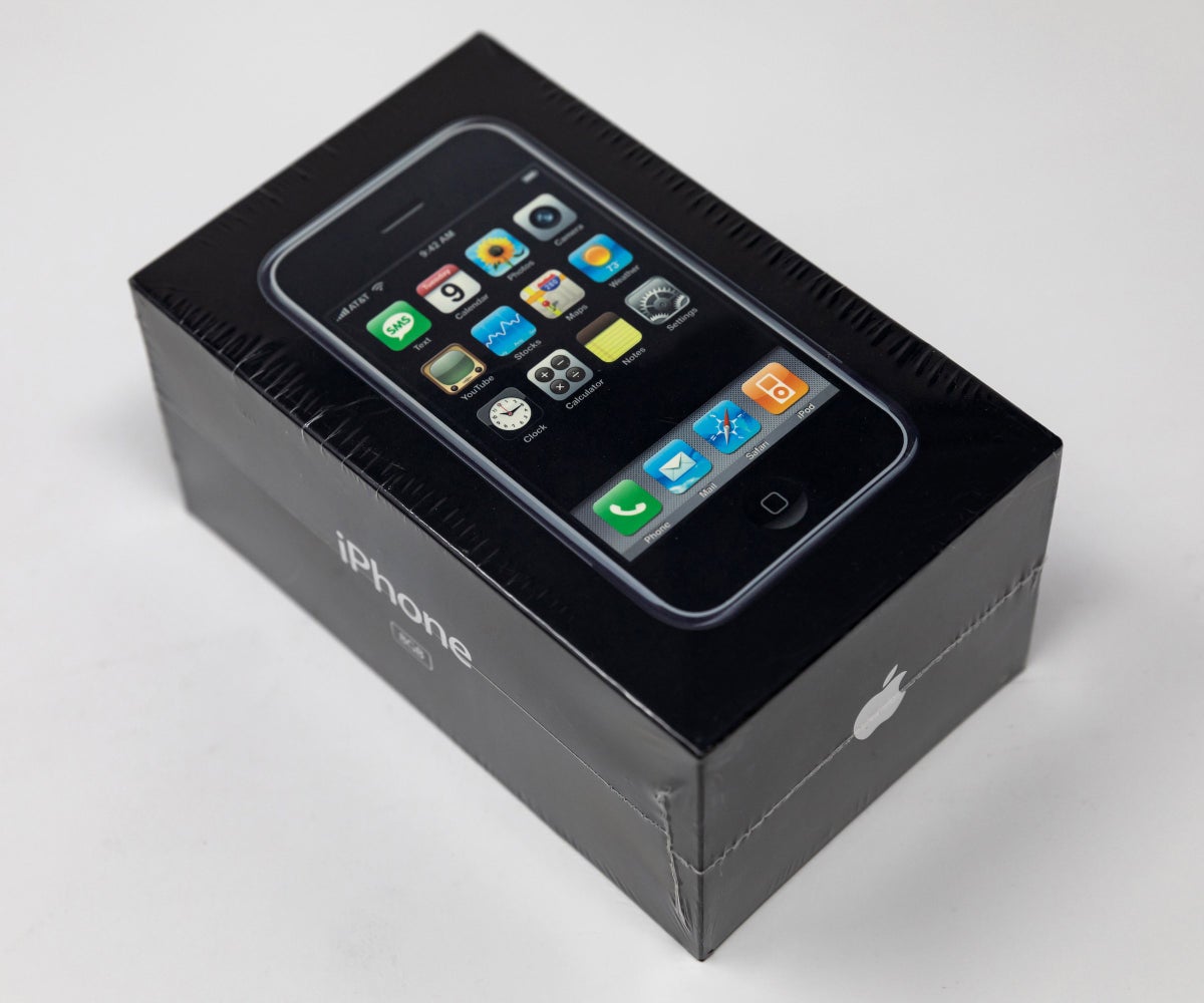 an unopened first-gen iphone just sold $39,339.60 | MLTSHP