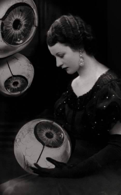 I dated a Resident | MLTSHP