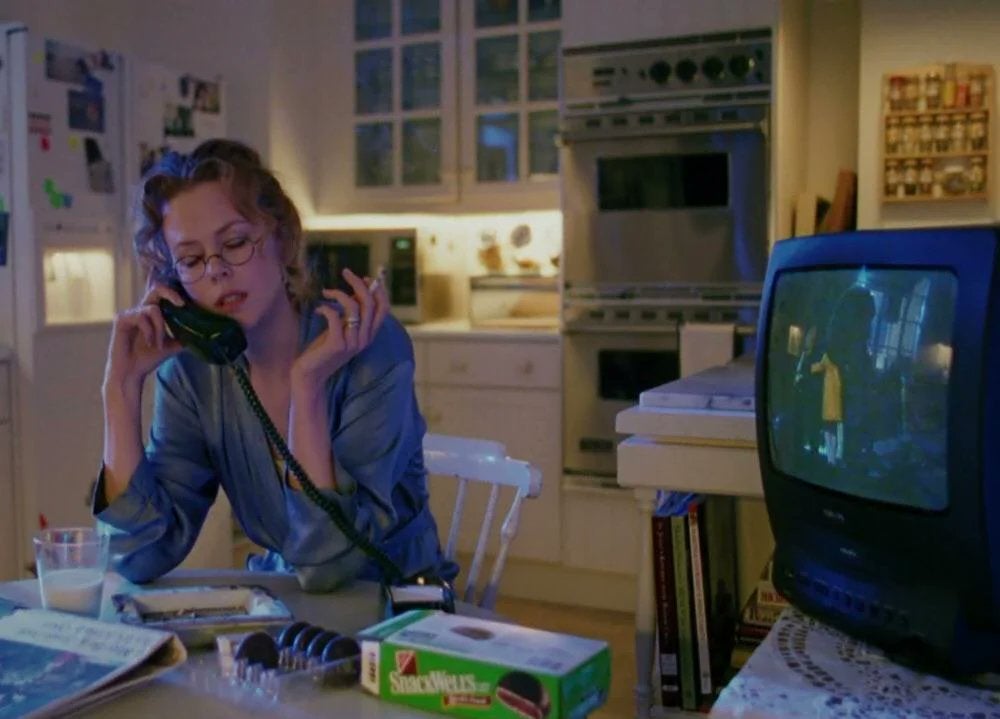 we're supposed to believe this is a casual around the house look? this whole movie is obviously ...