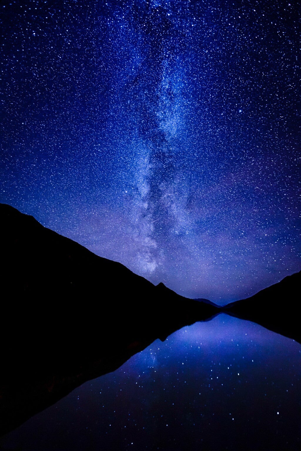 Kinlochleven, Scotland, at night | MLTSHP