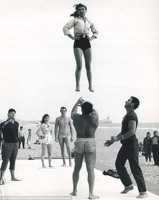 Into Monday like | MLTSHP