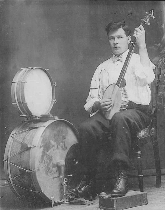 Three drums | MLTSHP