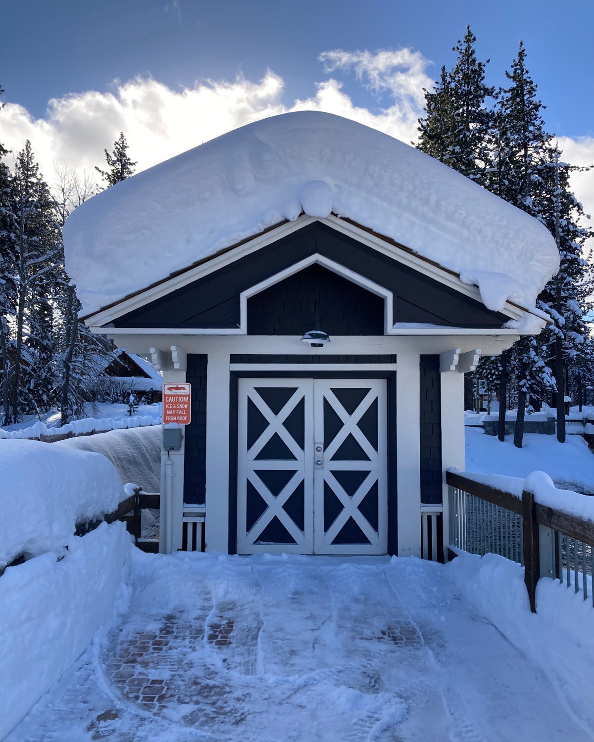 lotta snow in Tahoe City | MLTSHP