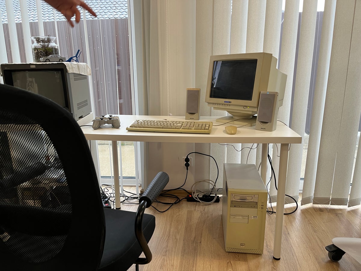 New workstation | MLTSHP