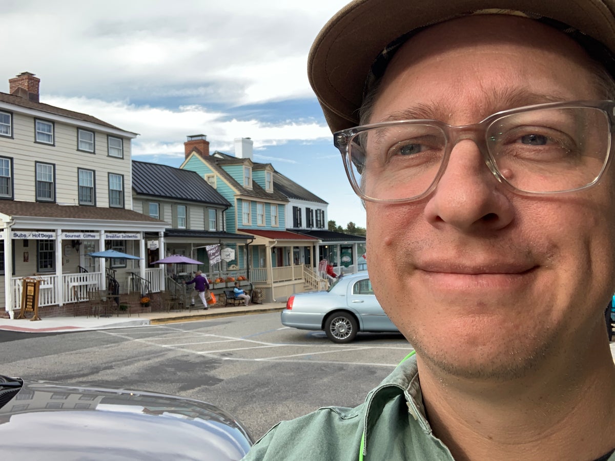 On the Selfie train | MLTSHP