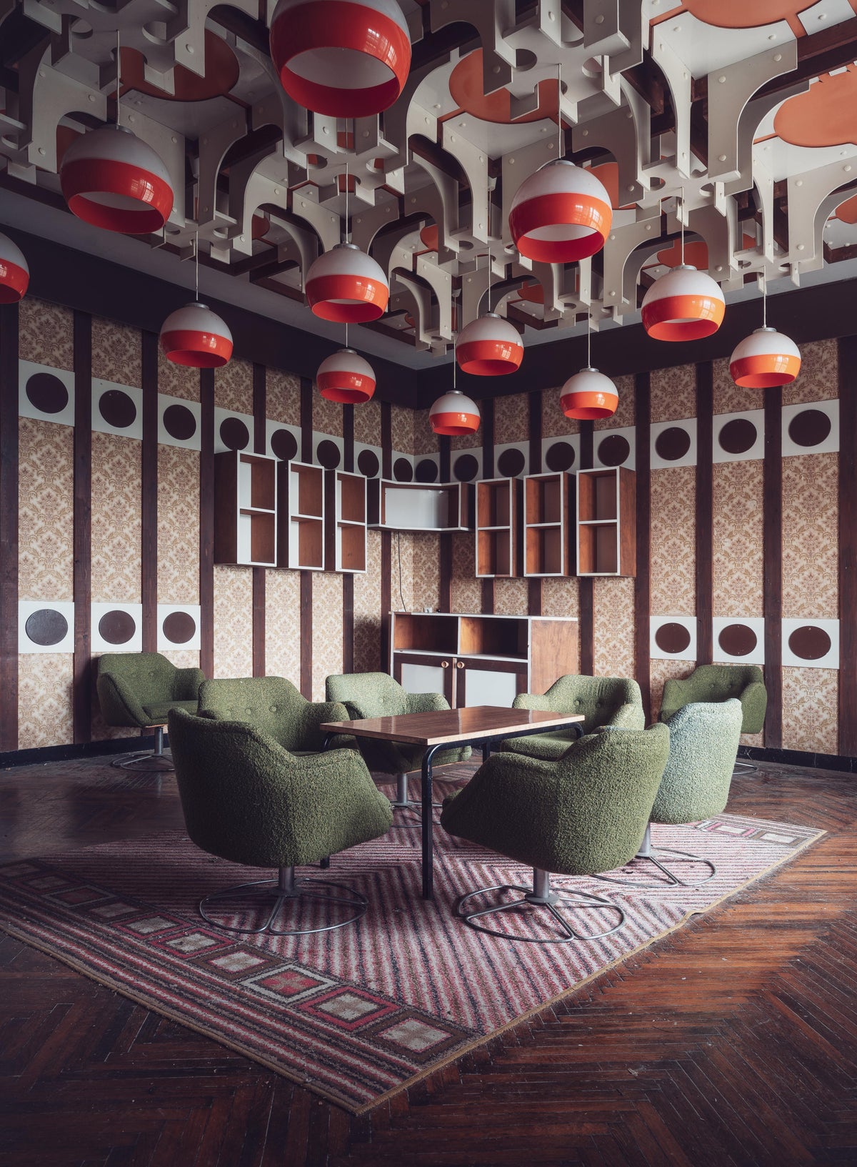 Welcome to My MCM Underground Lair! | MLTSHP