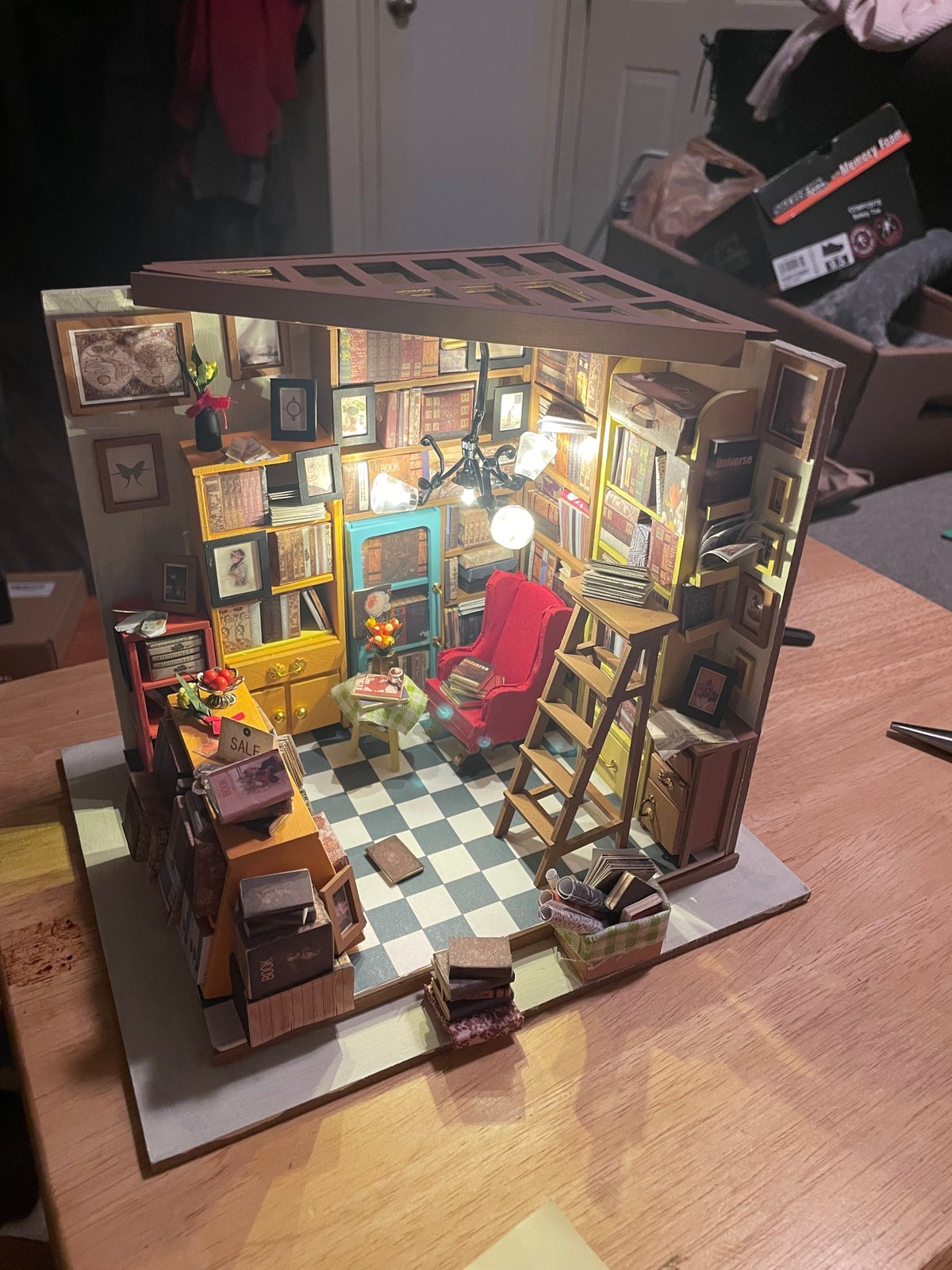 miniature library | MLTSHP
