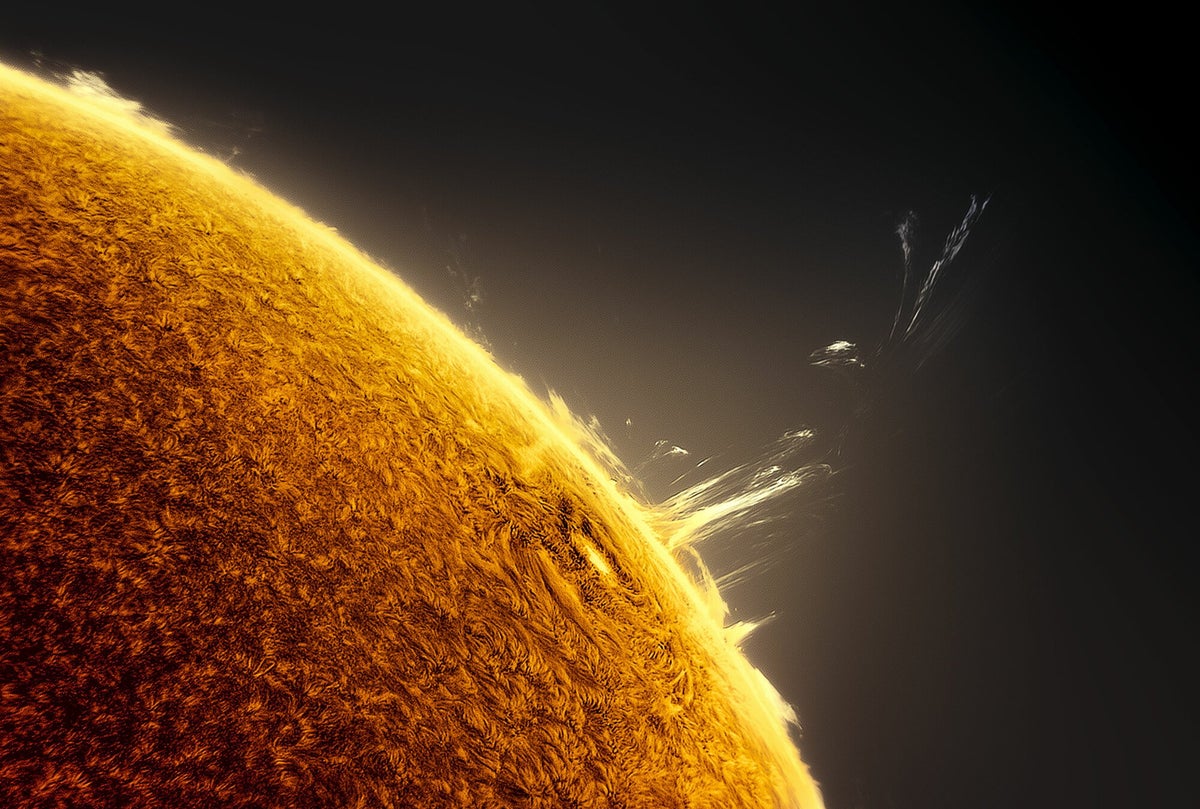 A 27-minute timelapse of a solar flare on 30 April 2022 | MLTSHP
