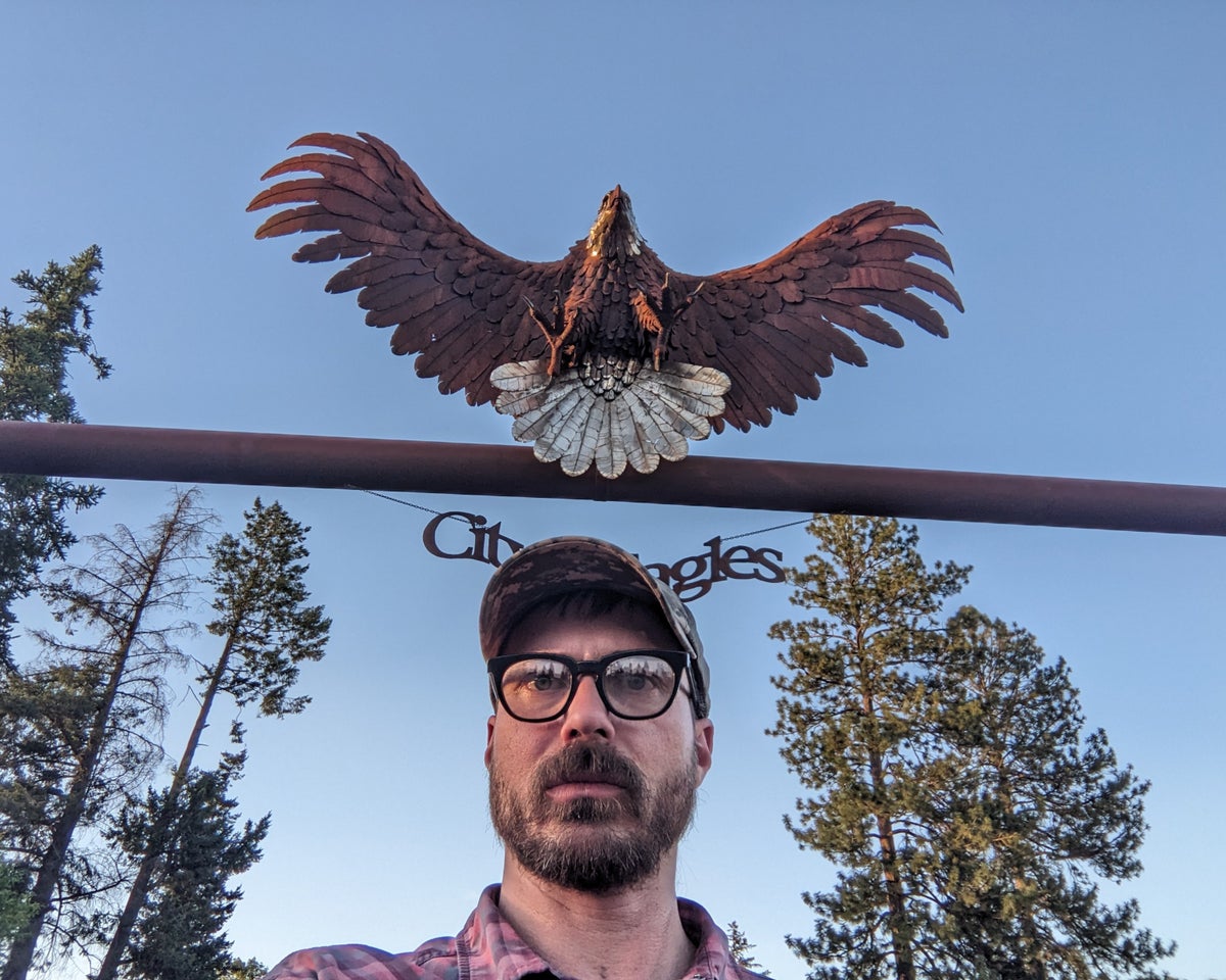 Hangin' Out With This Big Unit | MLTSHP