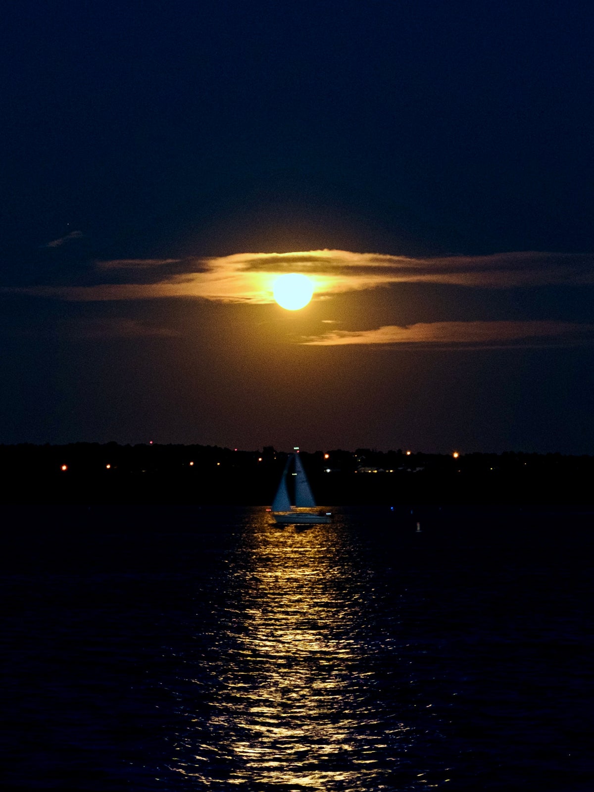 Super Blue Moon | MLTSHP