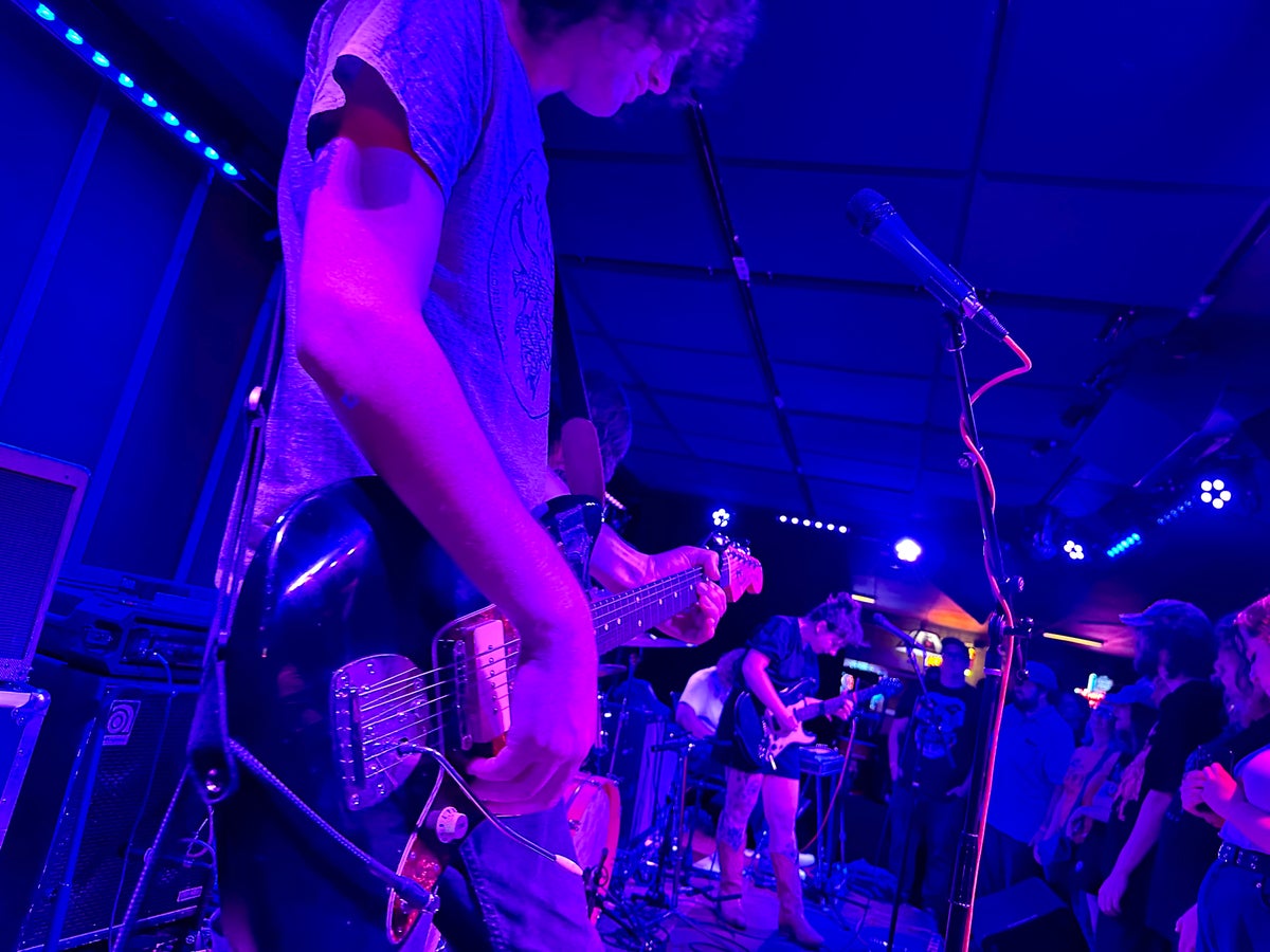 saw wednesday (on a thursday) | MLTSHP