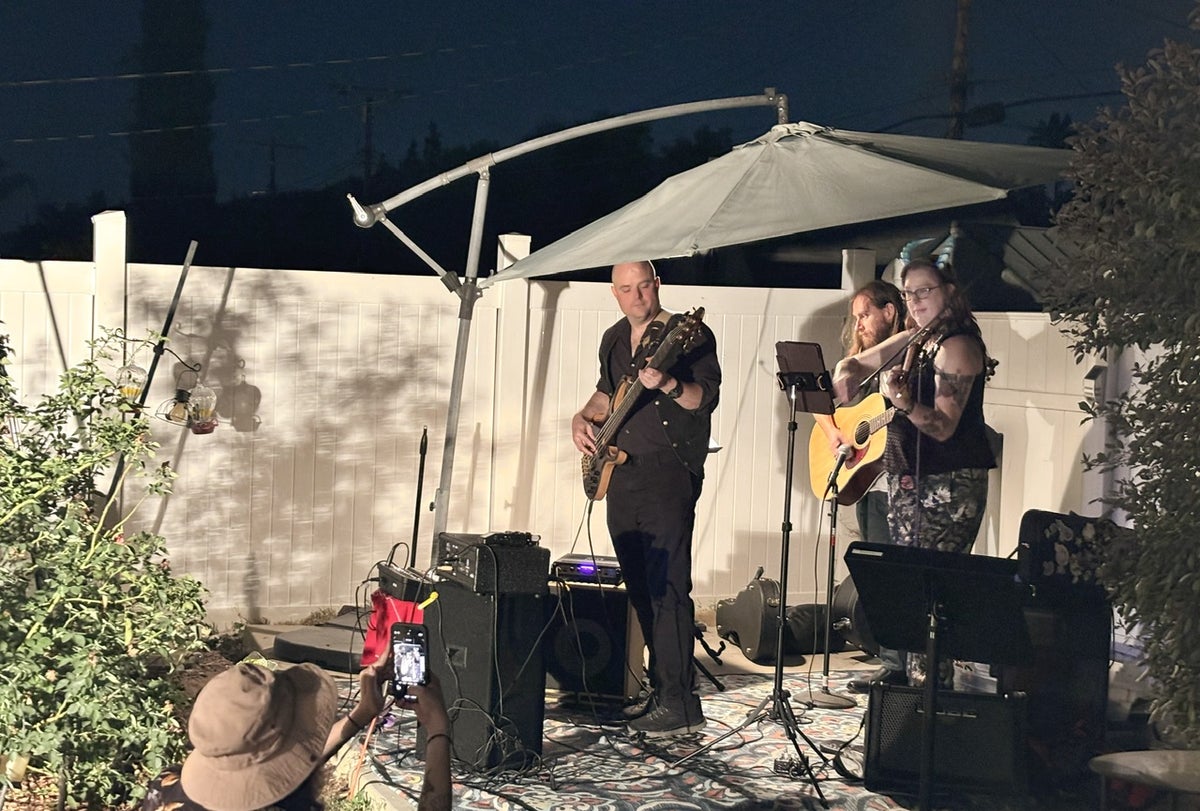 Backyard Jams FTW | MLTSHP