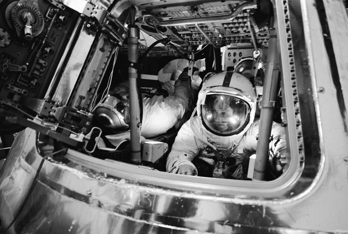 t.k. mattingly in the training module preparing for apollo 16 | MLTSHP