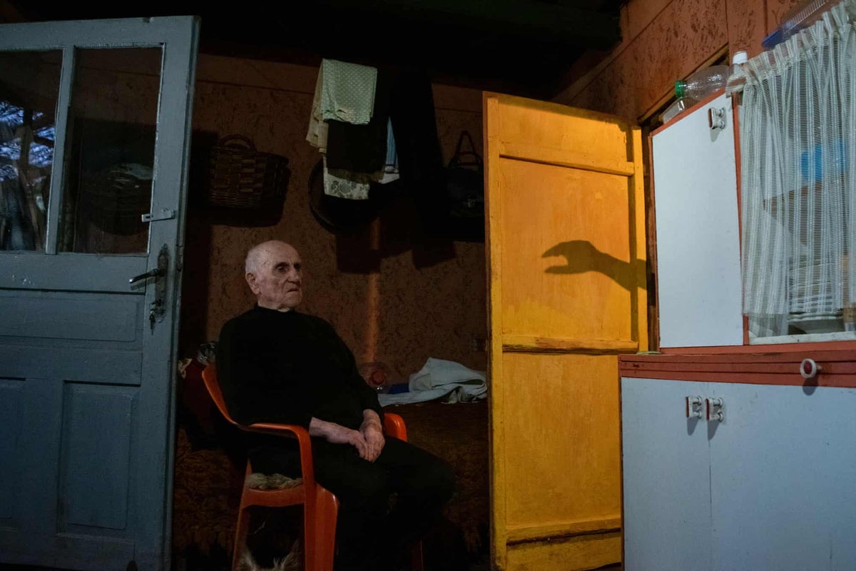 Is It Midnight? | MLTSHP