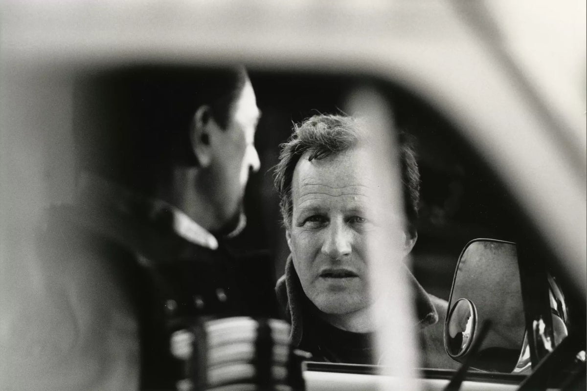 michael mann on the set of "heat" (1995) | MLTSHP