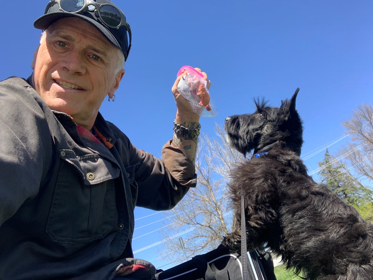 showing off | MLTSHP