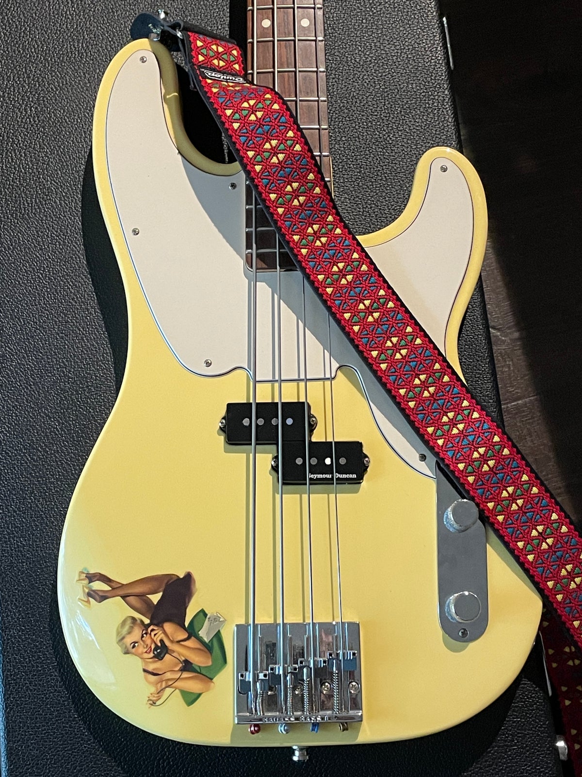 Yeah, dawg, it’s even cheese colored | MLTSHP