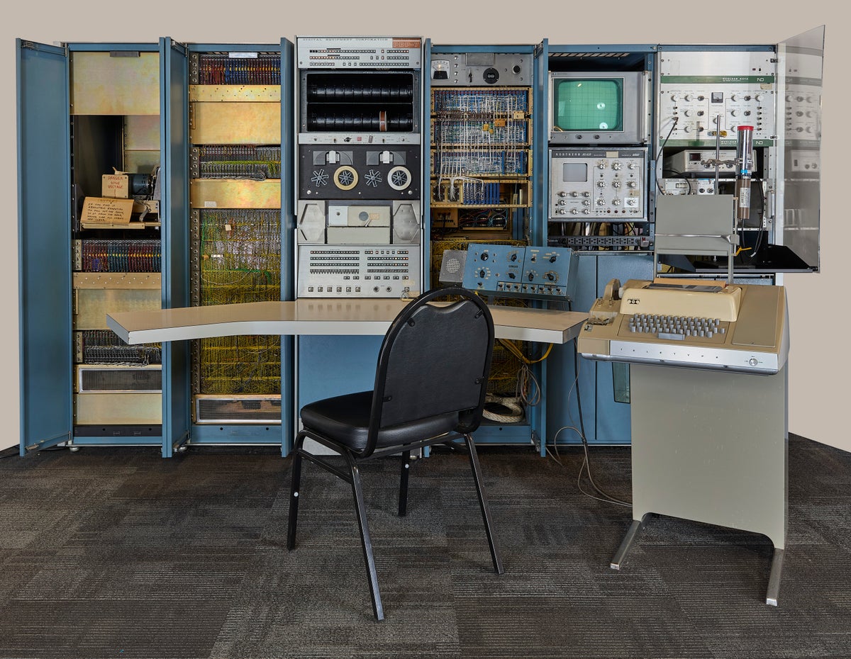 Paul Allen's PDP-7 | MLTSHP