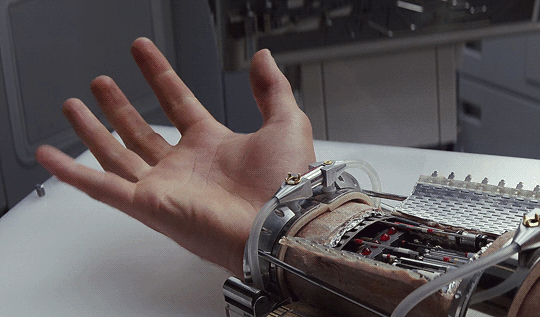 give'em a hand | MLTSHP