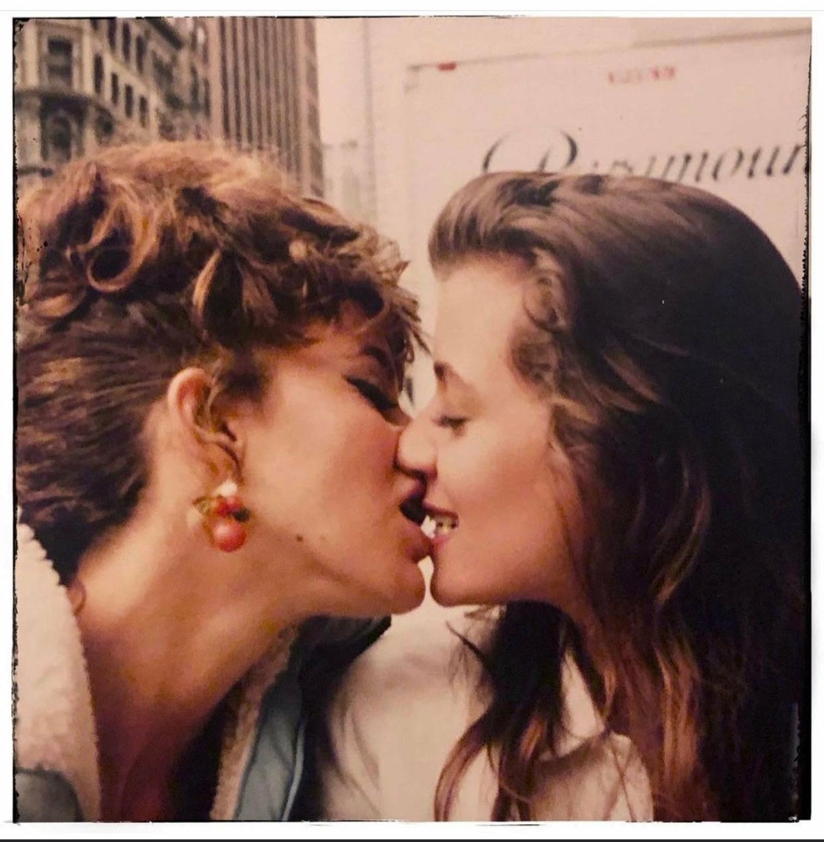 Jennifer Grey, Mia Sara | MLTSHP