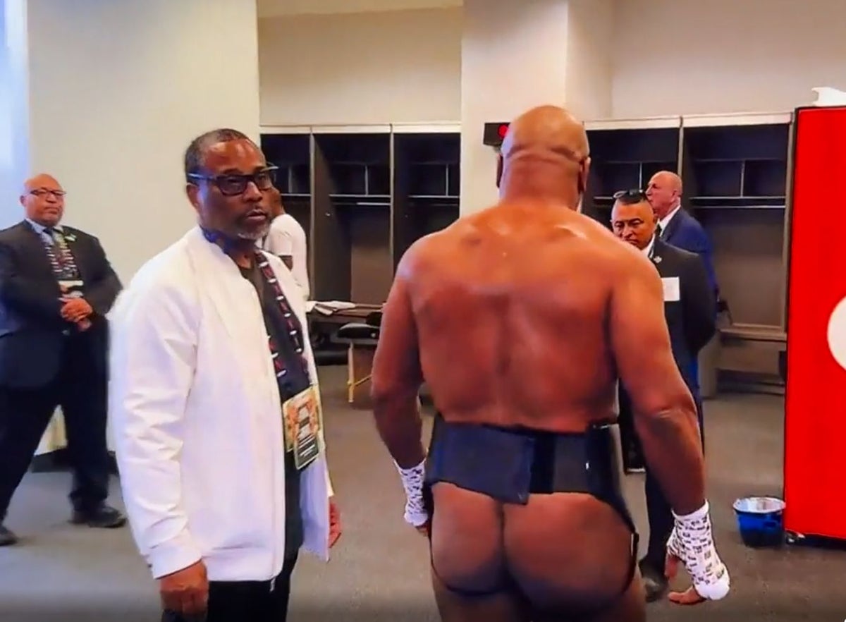 The Mike Tyson Fight Had A Little Something For Everyone | MLTSHP