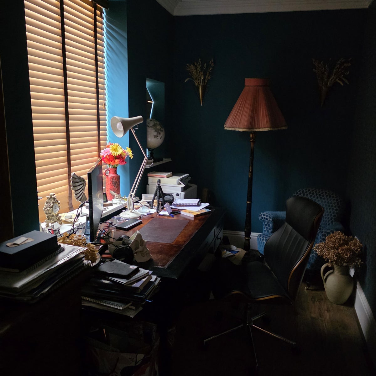 Home office vibes | MLTSHP