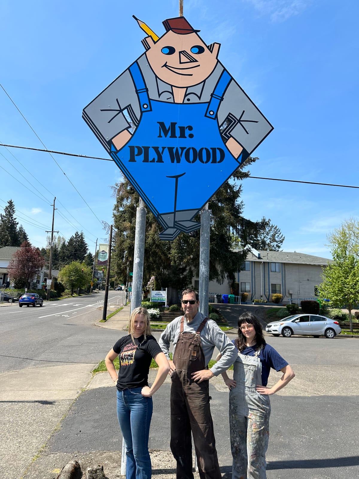 Please, Mr. Plywood was my father's name | MLTSHP