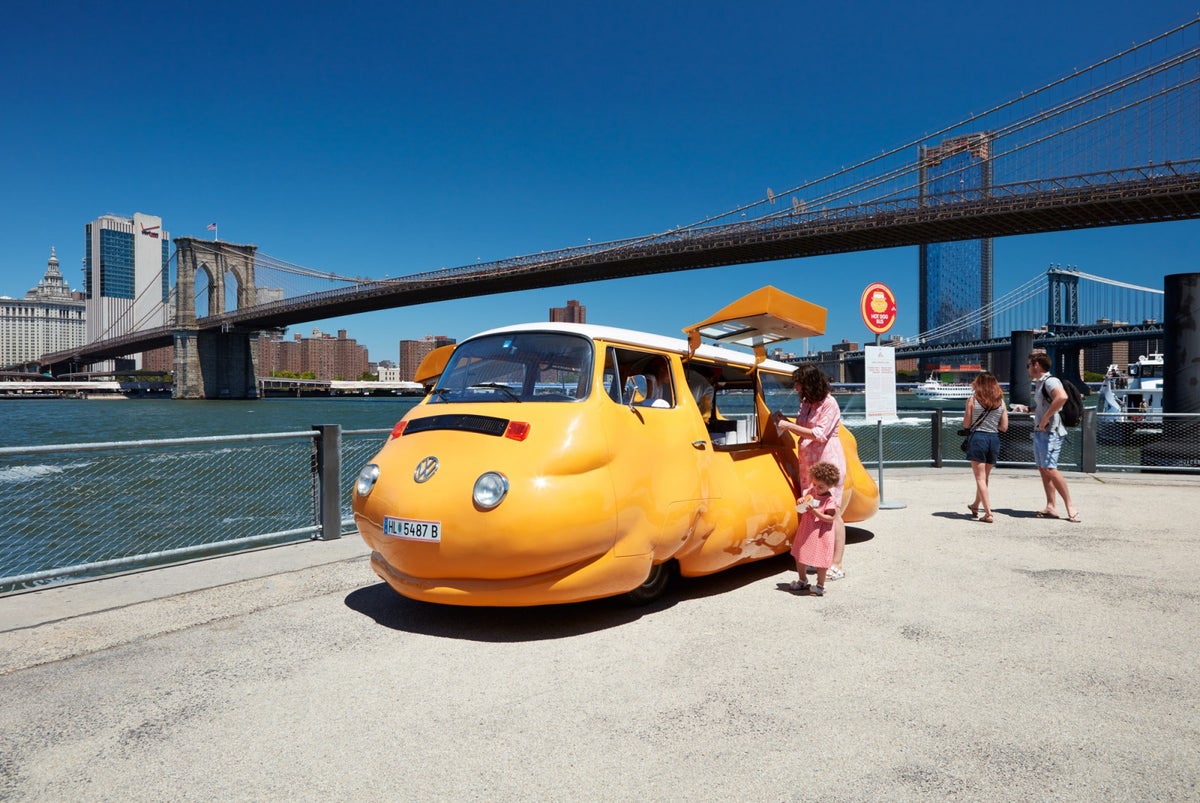 Hot Dog Bus | Erin Wurm | MLTSHP