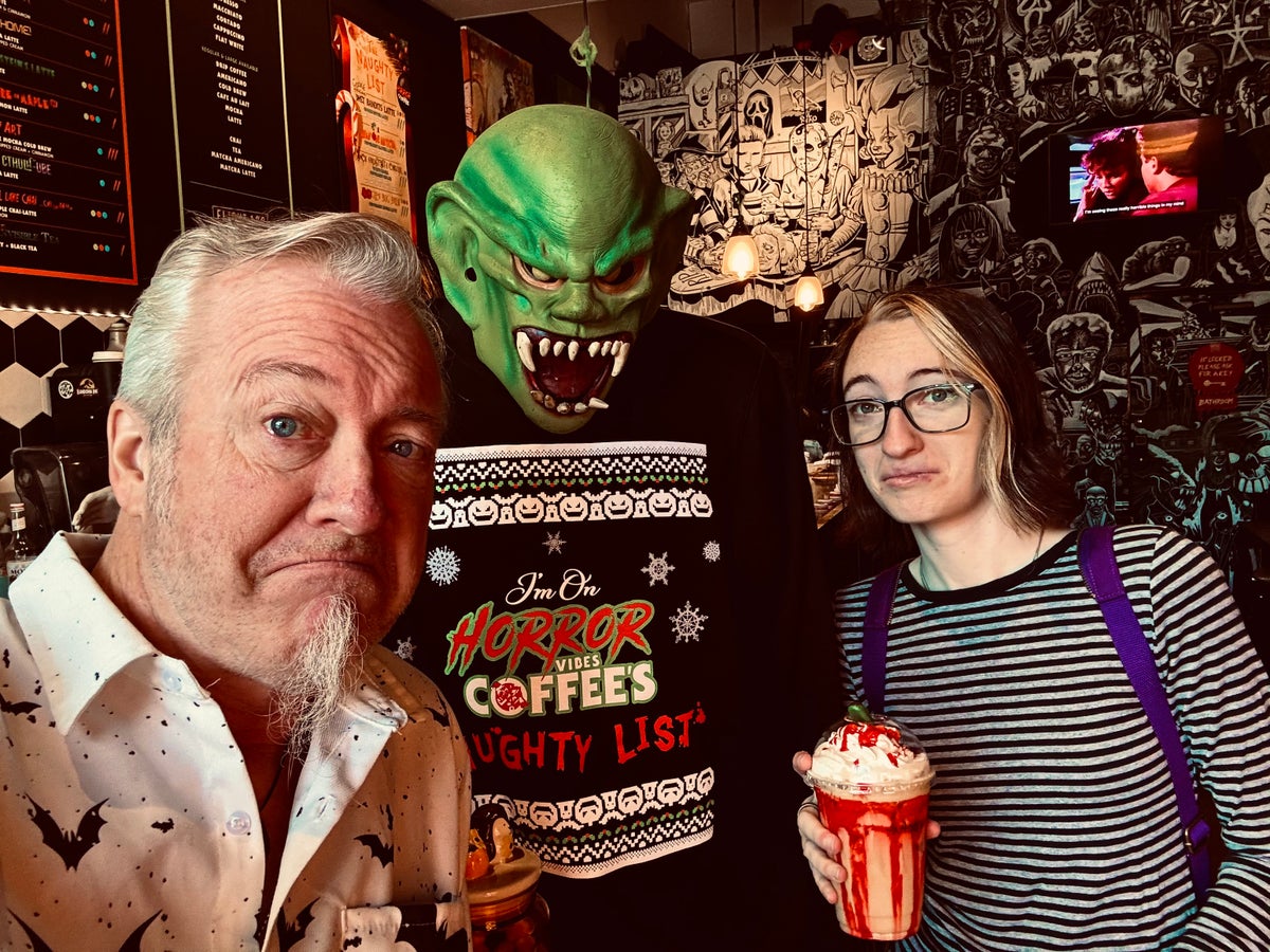 WE NOTICED YOUR HORROR VIBES FROM ACROSS THE ROOM | MLTSHP